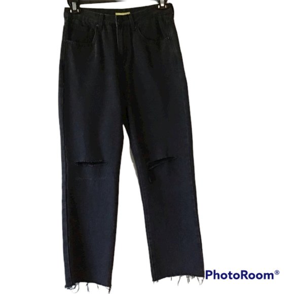 Gianni Bini | Jeans | Gianni Bini Jeans 29 Stella Ripped Knee Raw Hem ...
